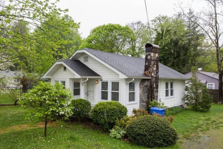Brevard Bungalow - Brevard, NC