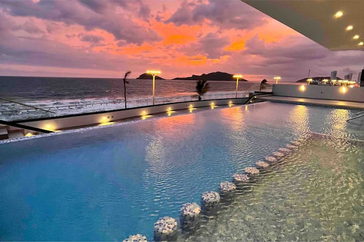 Sobre El Malecón Con Una Vista Hermosa! - Mazatlan