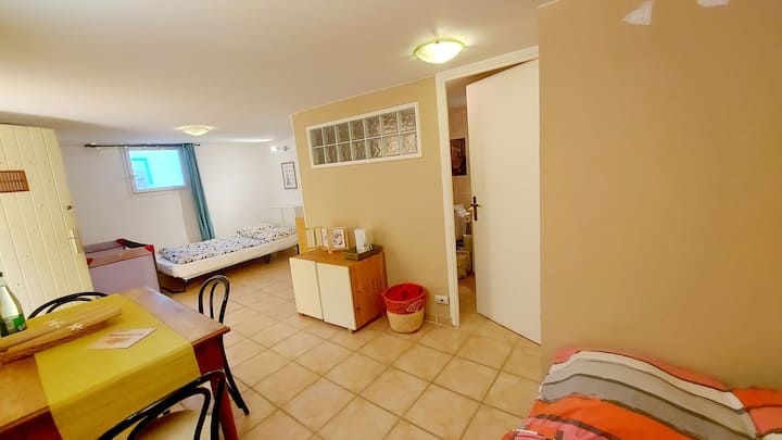 Studio Dans Une Villa Provencale + Piscine - Vence