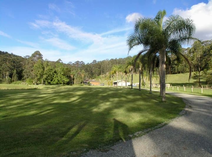 Oct Forest Lodge Eco Retreat  Homestead 20 People - Myall Lakes National Park