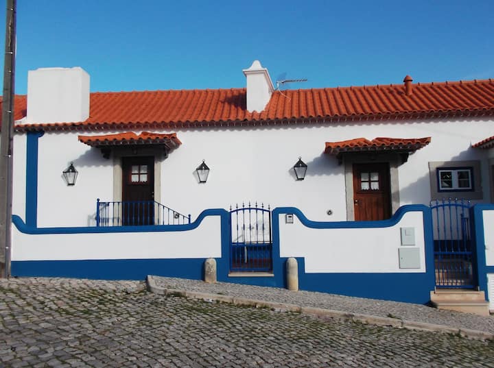 Casa Rústica No Centro Do Penedo - Sintra