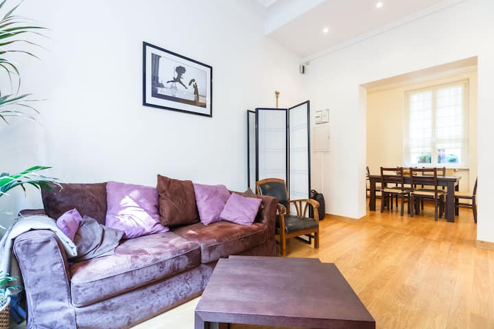 Arc De Triomphe-champs Elysées 60m² - Paris