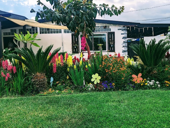 Welcoming Home Close To Disneyland At Sunny La - West Covina, CA