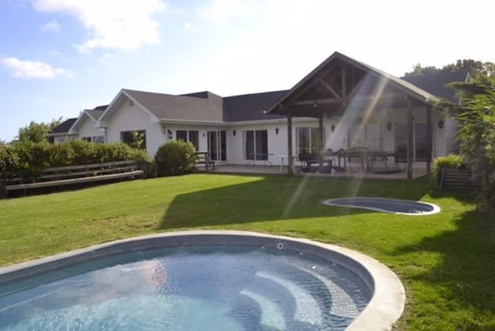 Amplia Casa Familiar (Terreno 4000 M2) Maitencillo - Quintero