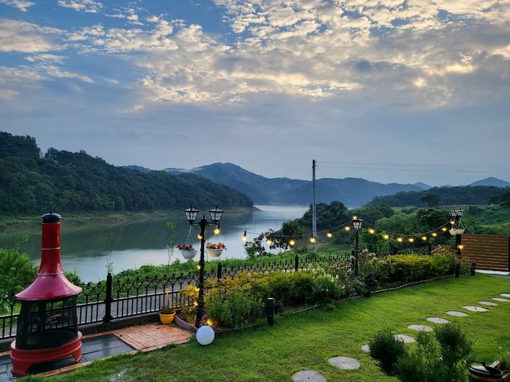 Gumi-si Holiday Rentals & Homes - North Gyeongsang Province, South ...