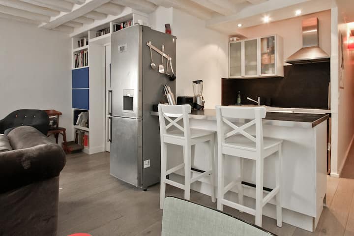 Charming Apartment In The Marais - Cathédrale Notre-Dame de Paris