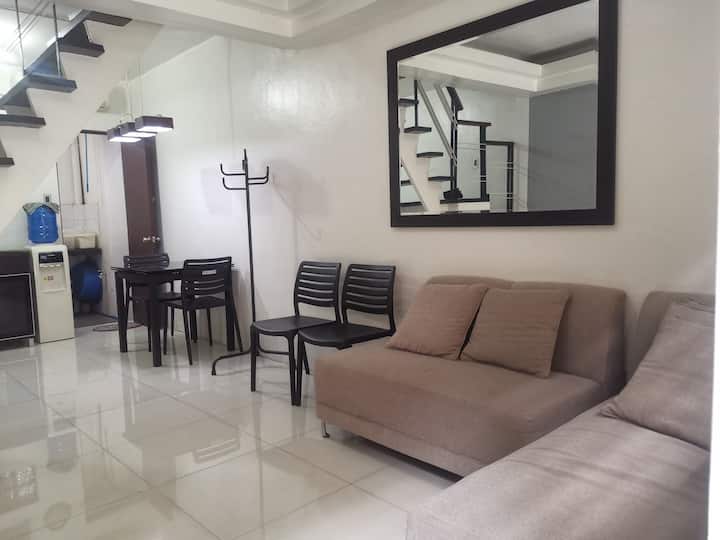 2br Transient House In Quezon City - Quezon City