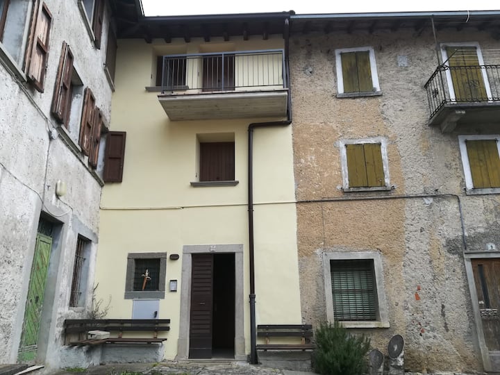 Monolocale Nel Centro Storico Del 'Gazzo' - Provincia di Bergamo