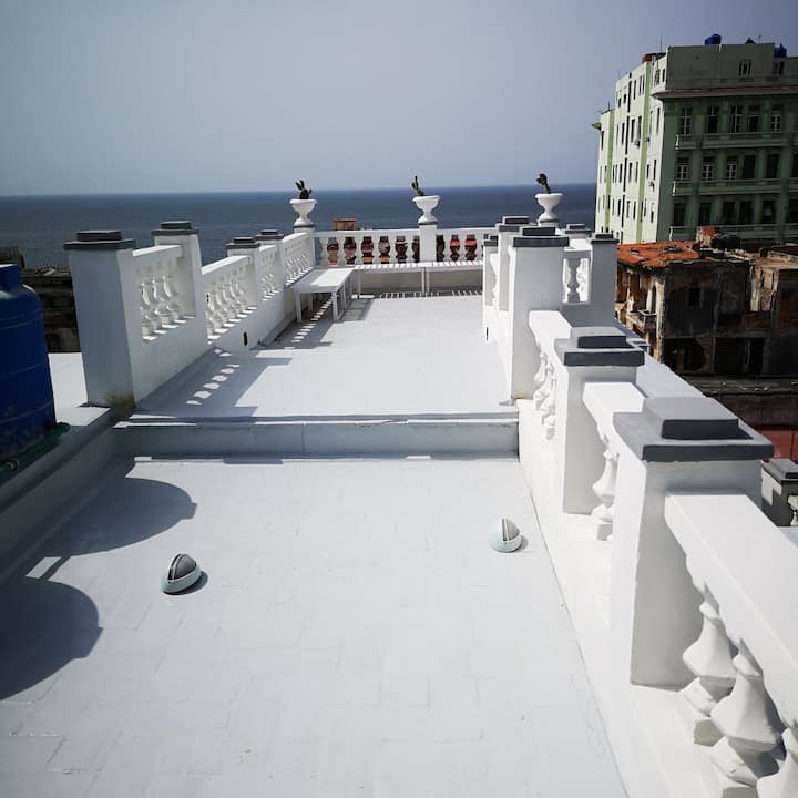 Appartamento Con 4 Stanze In Centro Habana. Bello - Havanna