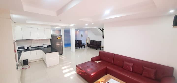 Private Cozy Indoor Pool Villa 5br In Clark Snb - Angeles