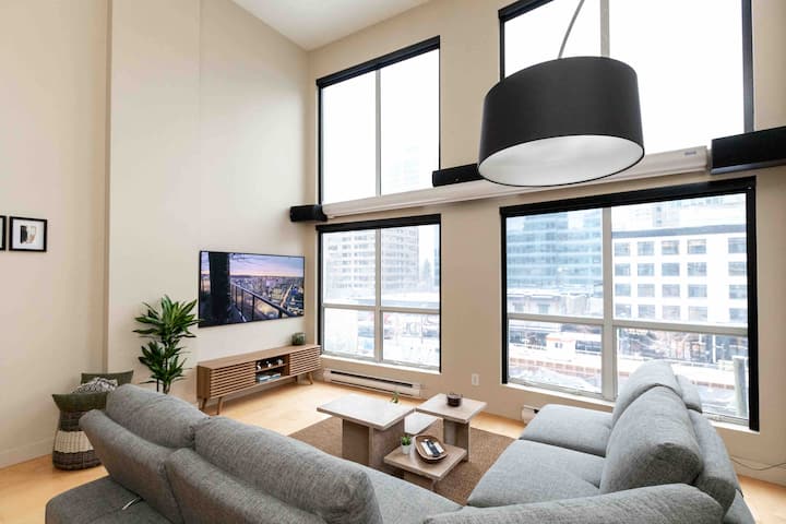 Spacious Zen Loft - Vancouver