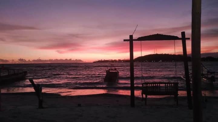 Yogi's Bungalow With Fan - Gili Islands