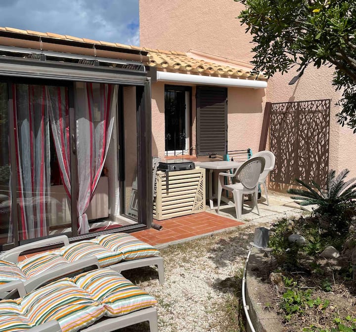 T2 Rdc 215 Dans Village Naturiste. - La Franqui