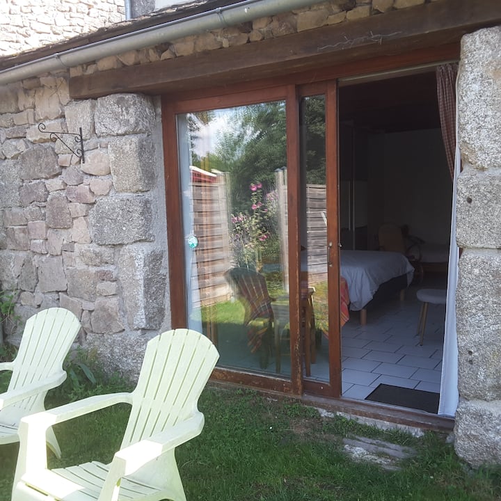 Studio N°2 Pour 3 Personnes - Entraygues-sur-Truyère