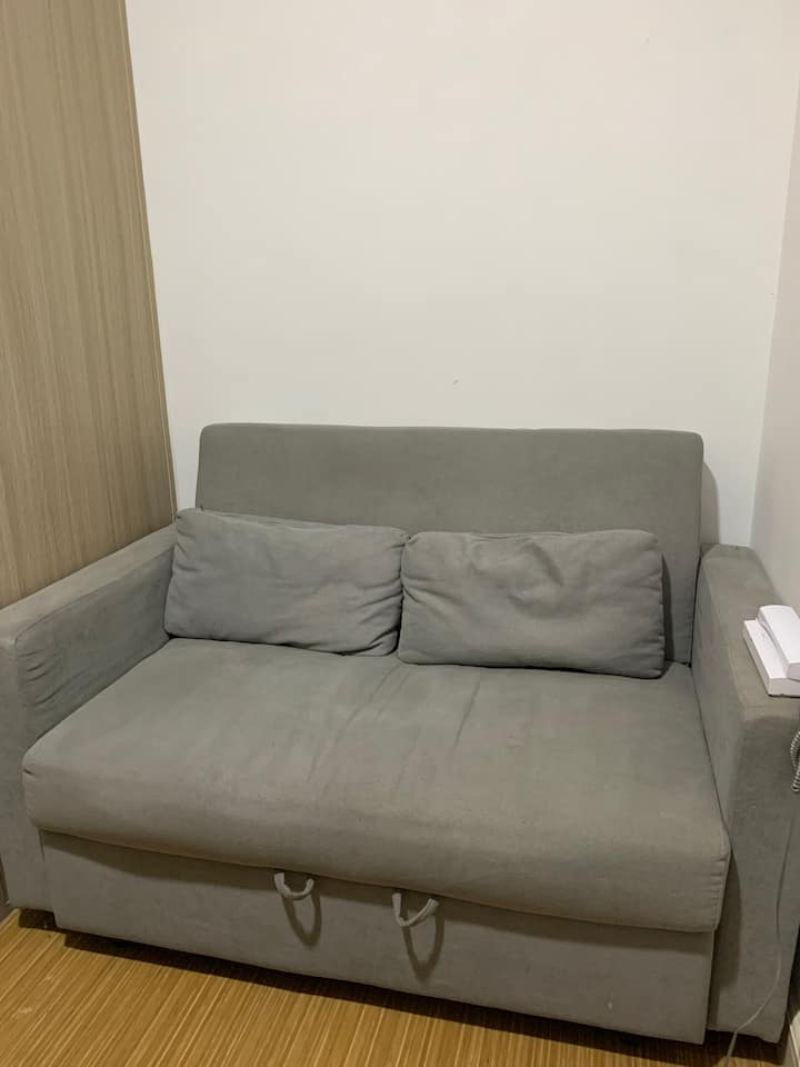 With Complete Amenities And Within A Mall. - Taguig