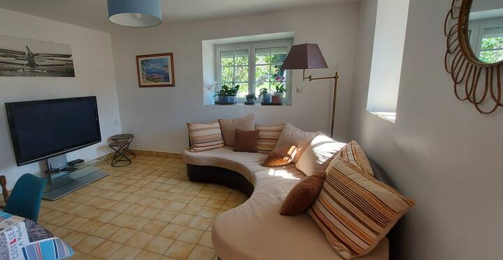 Gîte 4 Pers. Vue Sur Canal. Piscine Privée - Finistère
