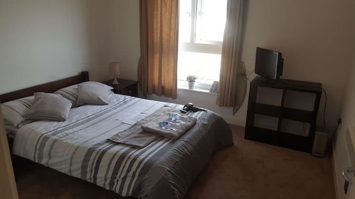 Modern Double Bedroom In Twickenham! - Thames Ditton