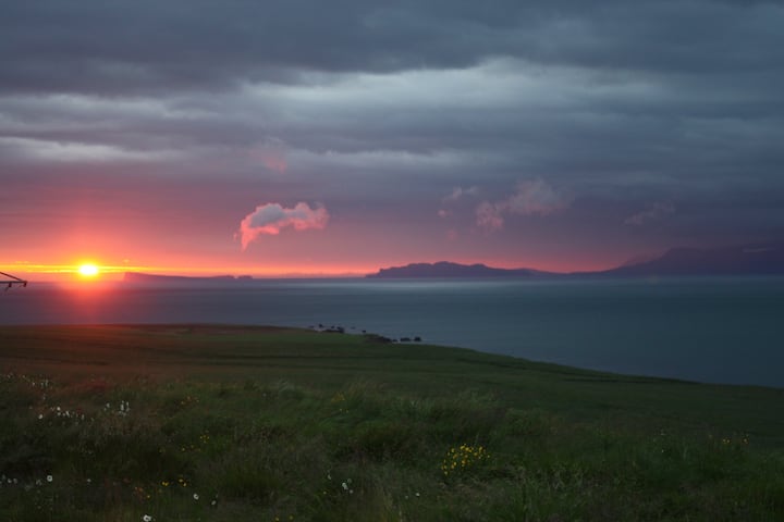 Stunning Views At Steinn Farm - Islande
