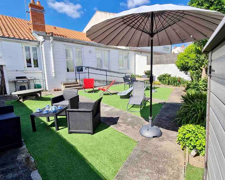 Maison Avec Jardin à Côté Du Marché - La Rochelle