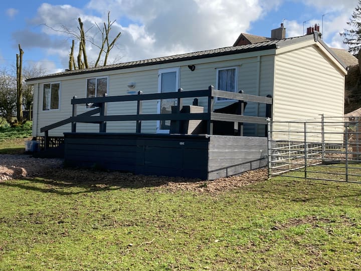 Alpaca Paddock Static Caravan - Kirkby Lonsdale