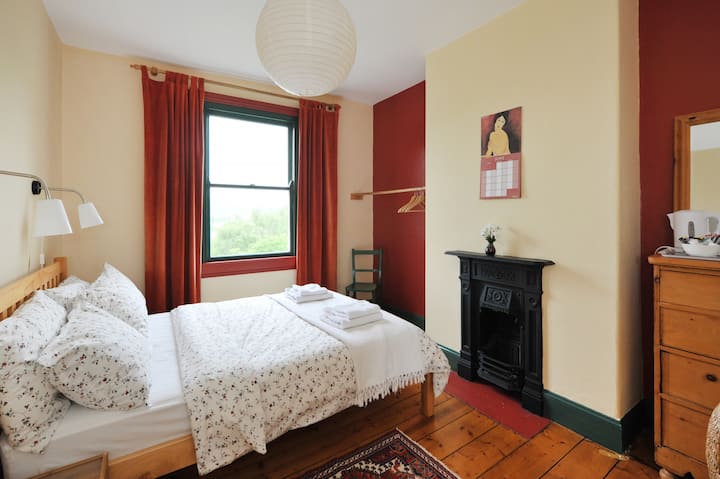 2 Lovely Rooms, Private Bathroom - Bath