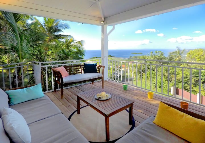 Kaz Zapy, Vue Imprenable Sur La Réserve Cousteau - Guadeloupe