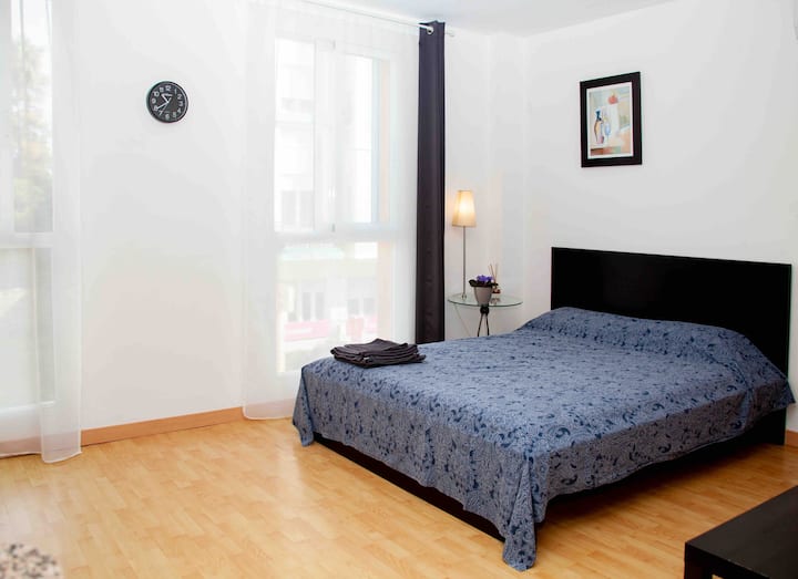 A Studio-apartment In A Newly Built House.wifi - Valencia