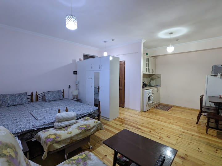 Modern Flat In The Heart Of The Old City Centre! - Bakú