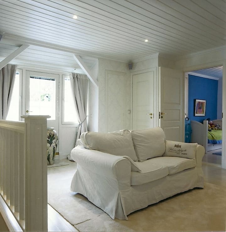 A 100 Years Old Villa With Garden - Lahti