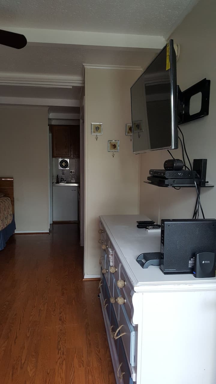 Cozy  Beach Retreat - Ocean City, MD