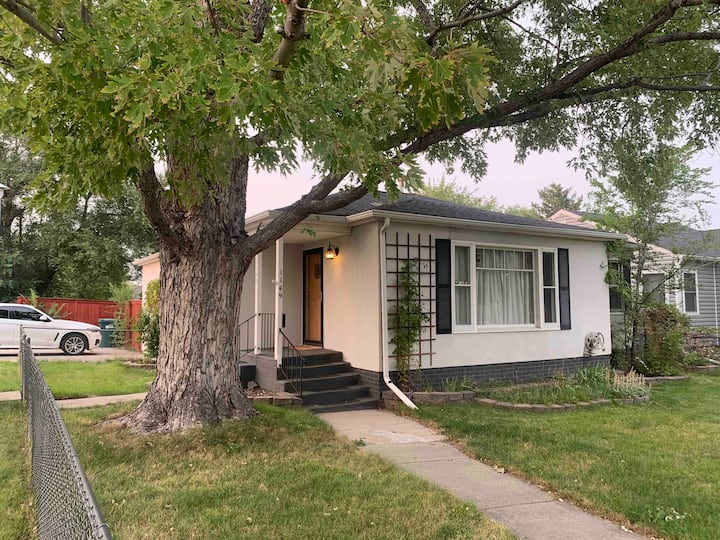Top Location Two Story Bright And Spacious - Lake Elmo State Park, Billings