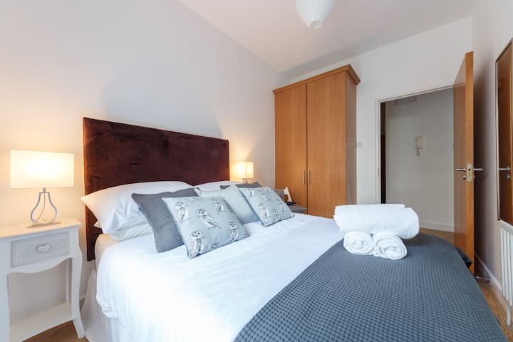 M Luxurious Quiet New Refurbished Ifsc 2 Bed Apt.m - Dublino