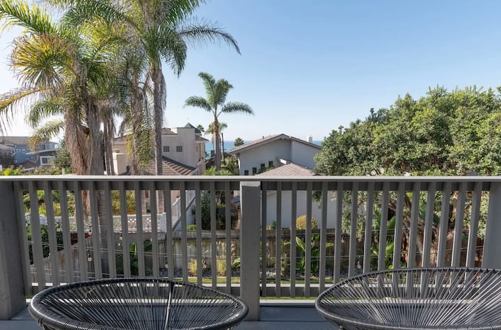 2 Bedroom Apartment With Ocean Views - Encinitas, CA