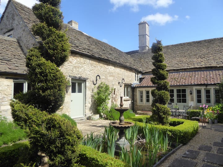 Cotswolds 15th Century Cottage. Dog Friendly - Bradford-on-Avon