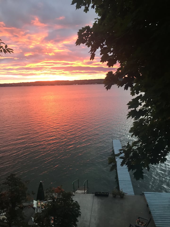 Spring Has Sprung@lovelylakesidelodge Pets$welcome - Canandaigua, NY