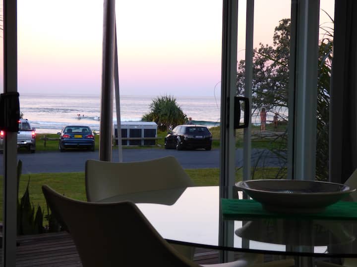 Arthouse Beachfront No. 2 - Moonee Beach