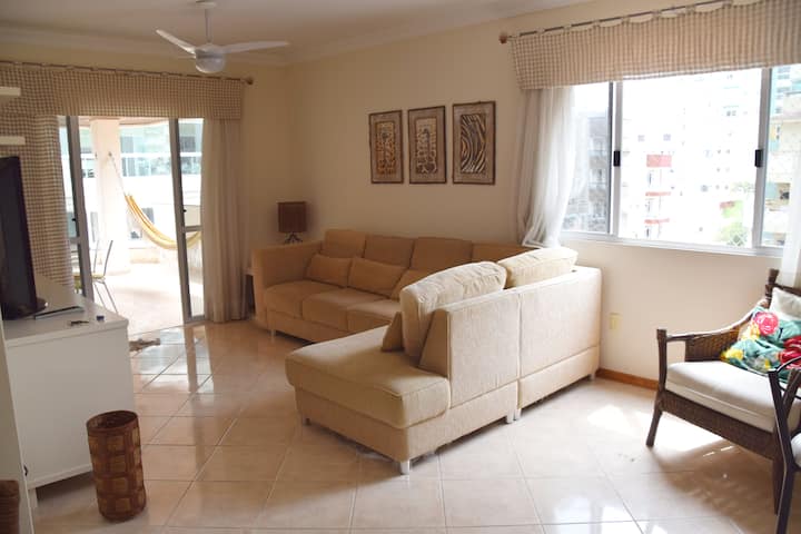 Apto De Alto-padrão, 4 Quartos E Vista Para O Mar - Itapema