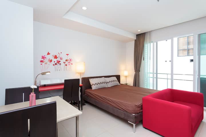 Cozy 1 Bd Apt In Sukhumvit Soi 11 - Bangkok