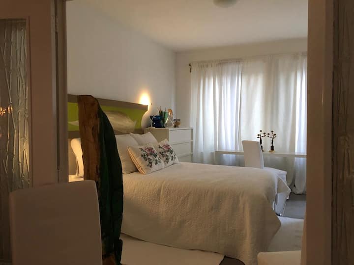 Surrealism's Hotspot - Beautiful+bright Apartment - Jette