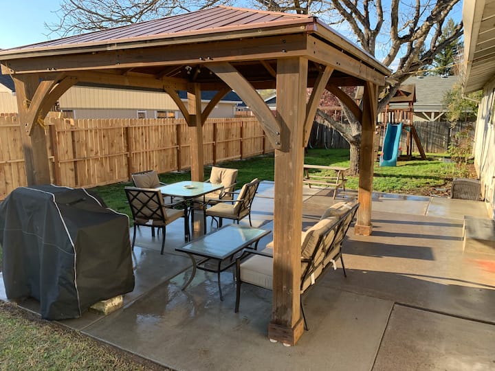 🌟 🥂 Medford’s Best 📣 🌟 💕Clean, Modern, Private💕 - Medford, OR