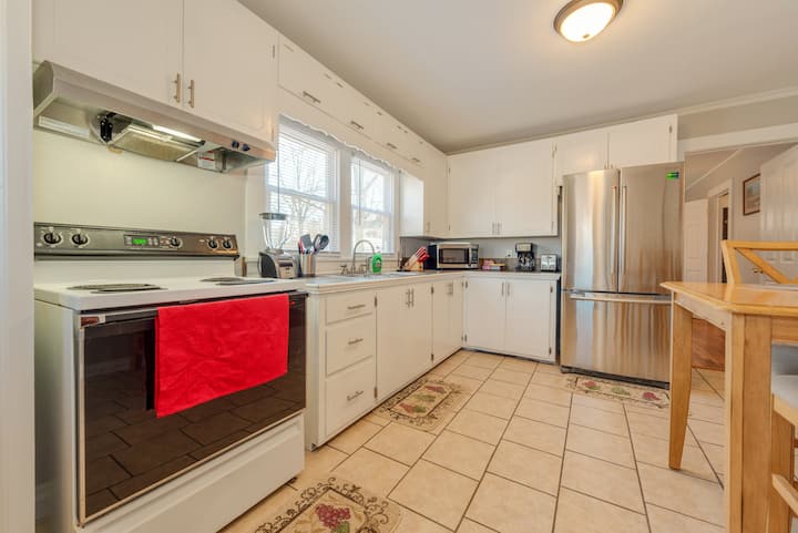 2br - Winston’s - Salem - Casa Nova - Getaway - Winston-Salem, NC