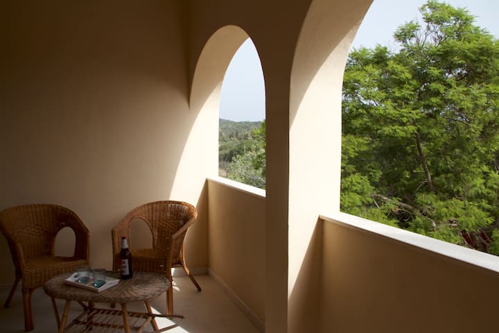 Marine Apt (First Floor) 3 Min Walk To The Beach! - Teulada