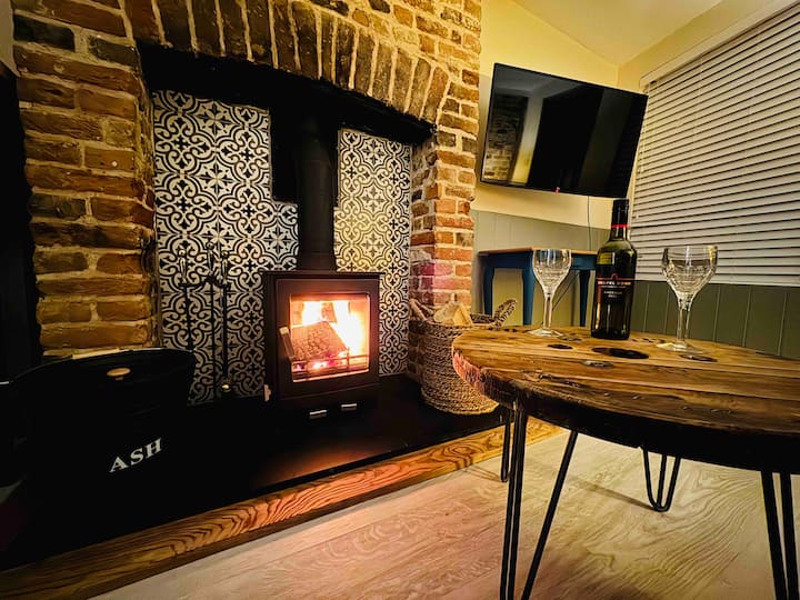 Luxury Cottage With Roll-top Bath & Log Burner - 坎特伯雷