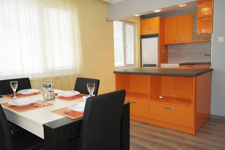 Water House - Choumen