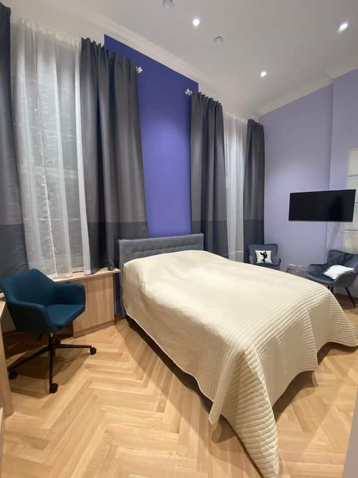 Das Hotelzimmer Im Historischen Luxusgebäude - Viena