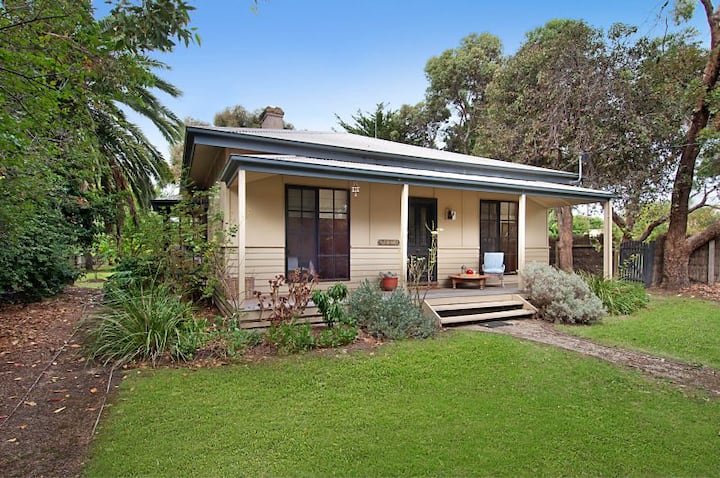 Fleur Baix Flinders Beach House - Flinders