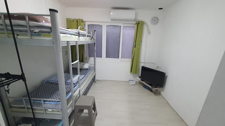 Exclusive Use Whole House For You(나만의 전용 공간). 2nd. - Busan