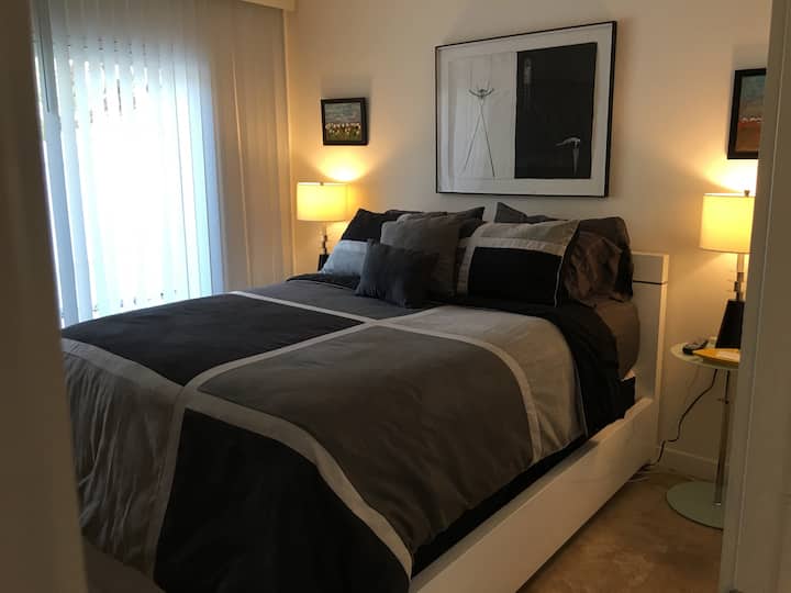 Casa Cerritos Bed&breakfast, The Green Guest Room - Palm Springs