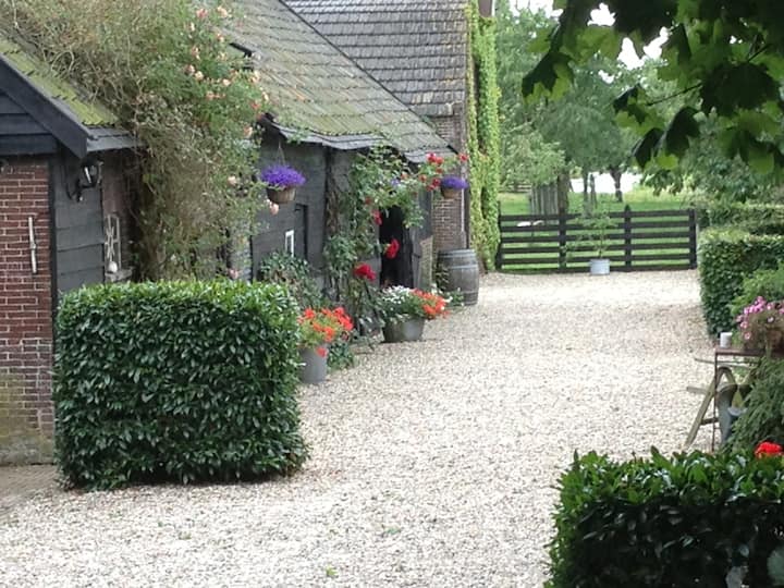 Countryside B&b Nice Old Farmhouse - Zuid-Holland