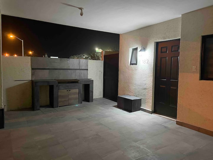 Casa Loreto, Buena Ubicación. Puntomedio D Torreón - Torreón